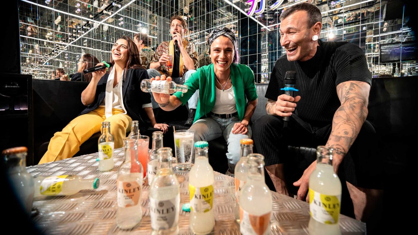 Kinley sfida l’ordinario rompendo i binari del gusto | Coqtail